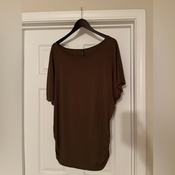 Made By Johnny | Tops | Made By Johnnywomens Short Sleeve Toppullover ...